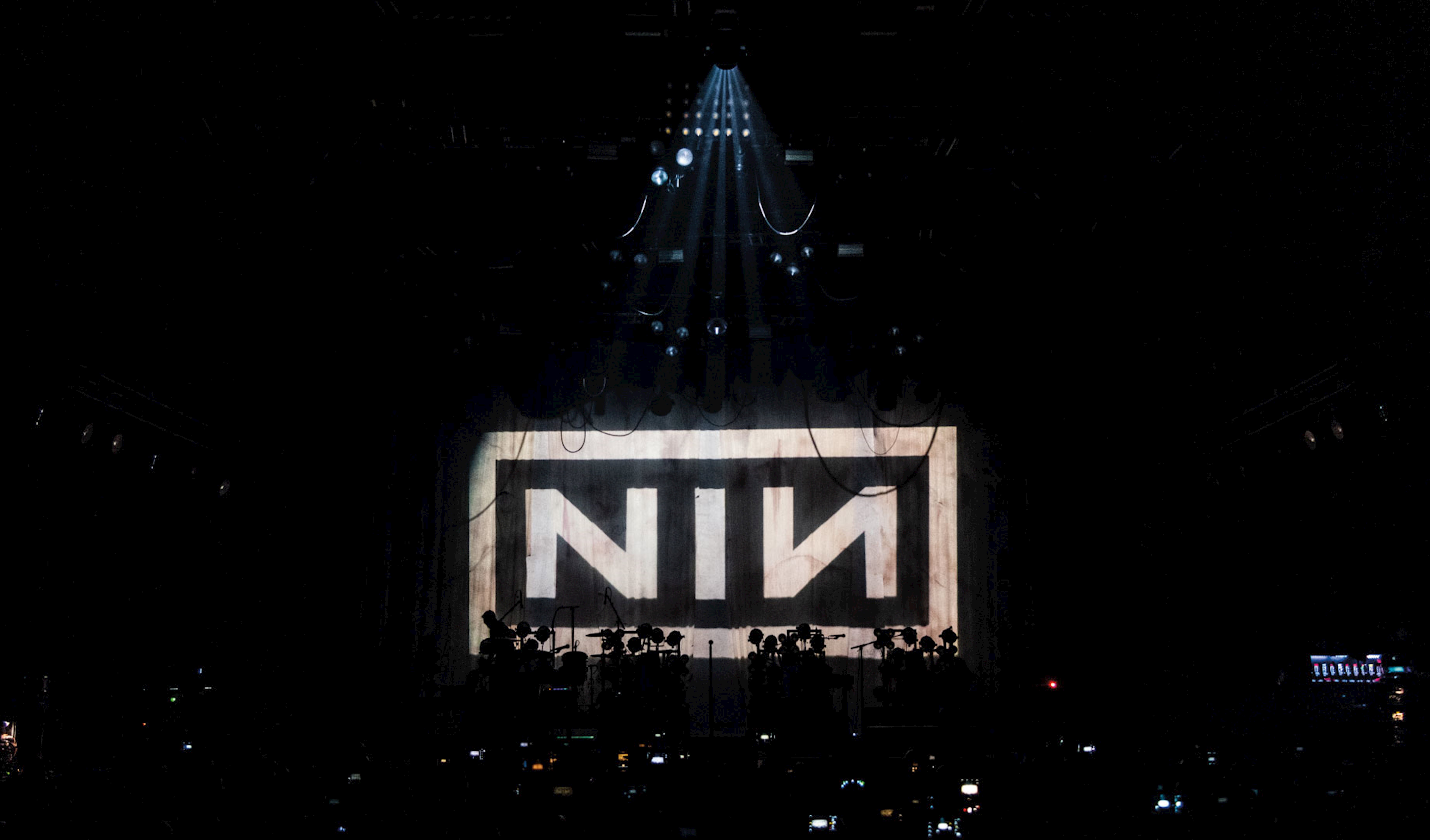 NIN Lighting Designer | PRG